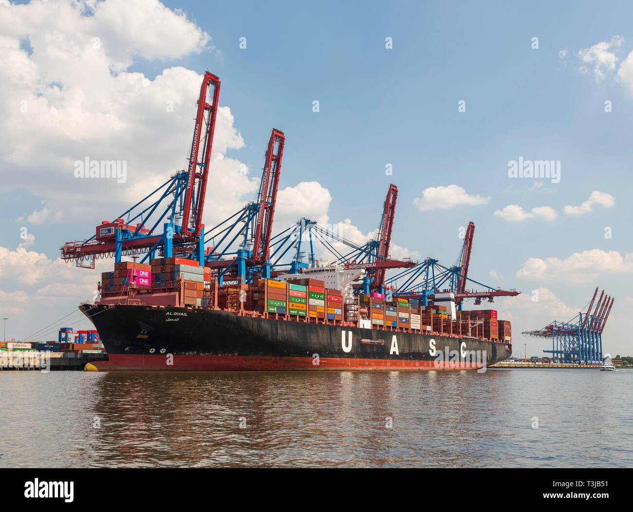 Freight terminal hi-res stock photography and images - Alamy