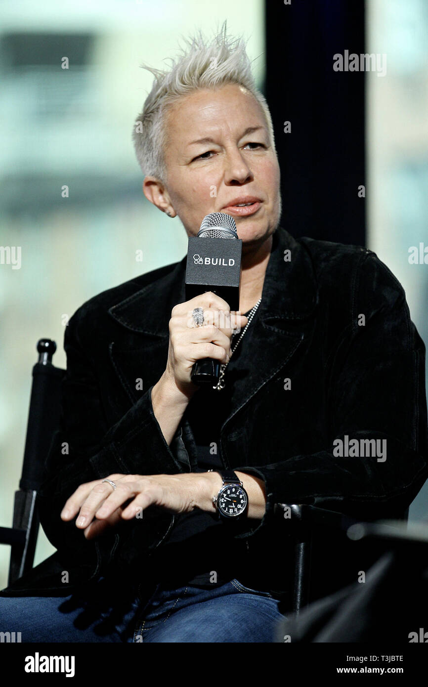 Elizabeth falkner hi-res stock photography and images - Alamy