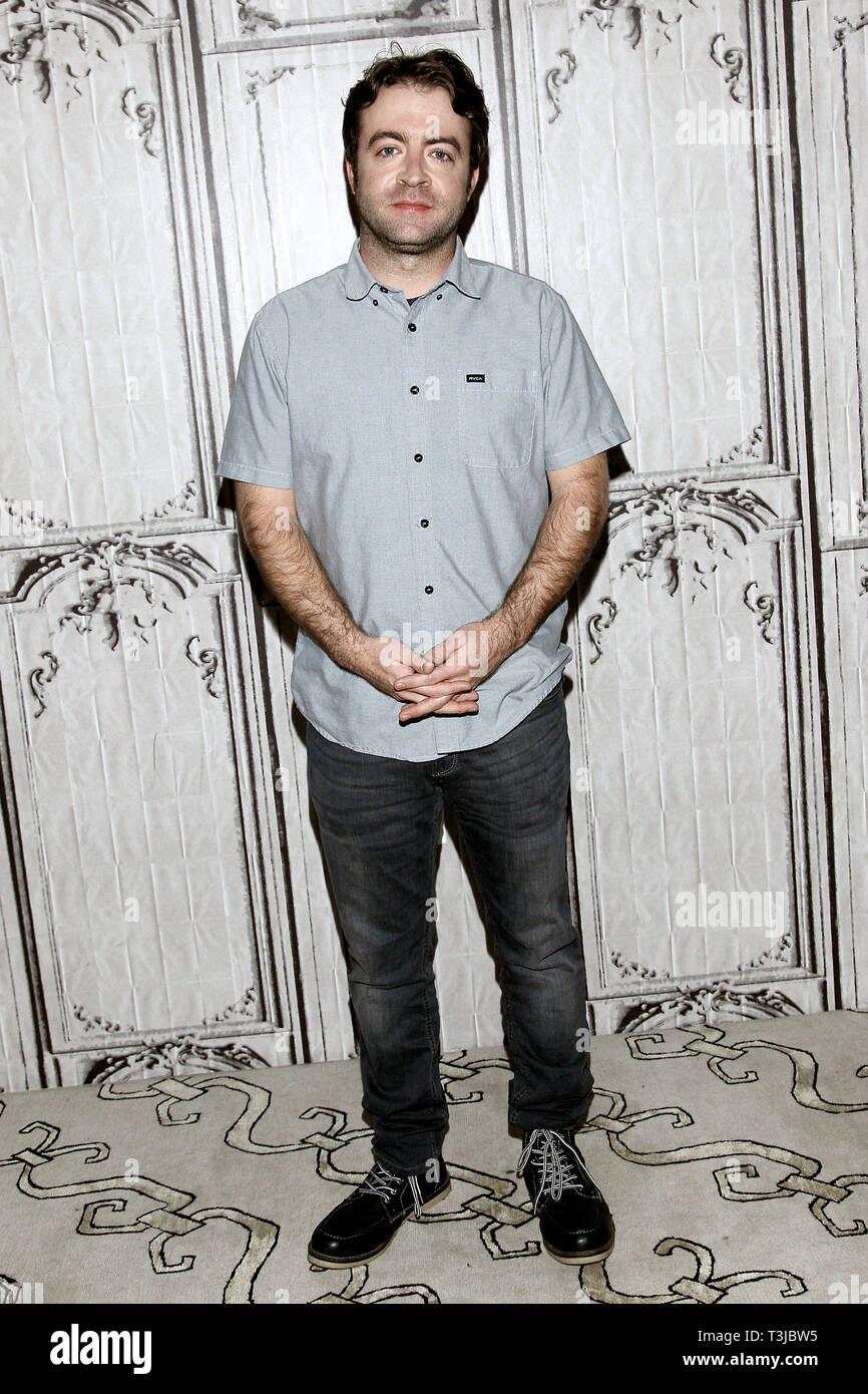 Drunk history tv series hi-res stock photography and images - Alamy