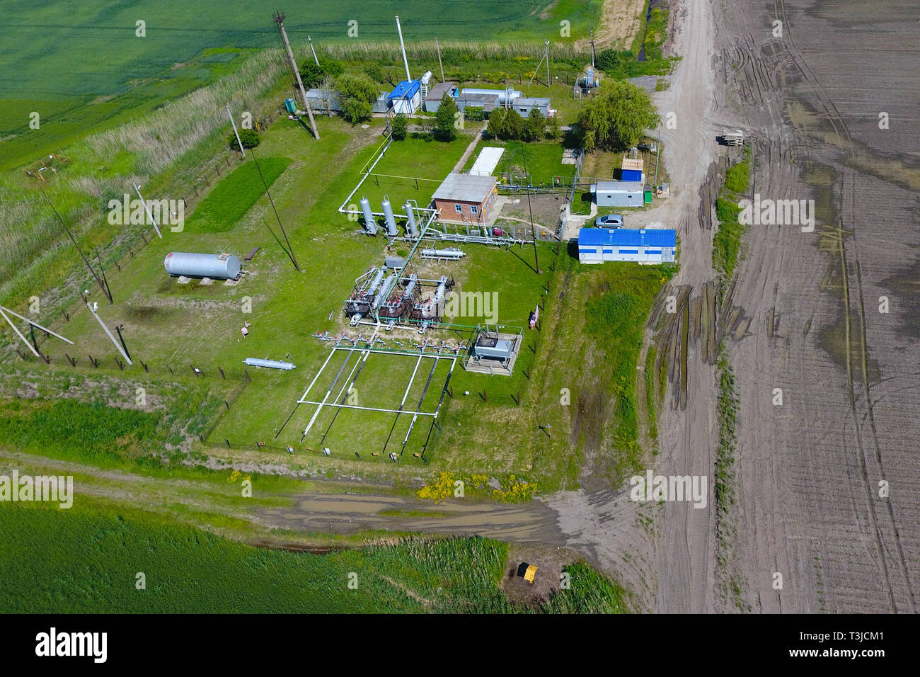 Equipment for the drying gas and condensate collection. Top view. Top ...