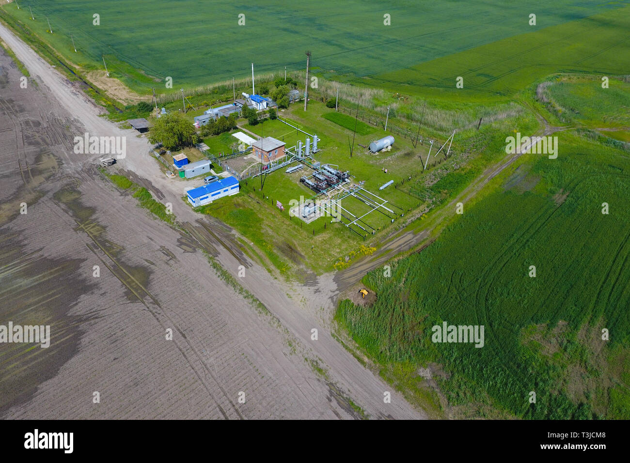 Equipment for the drying gas and condensate collection. Top view. Top view of the equipment for ...