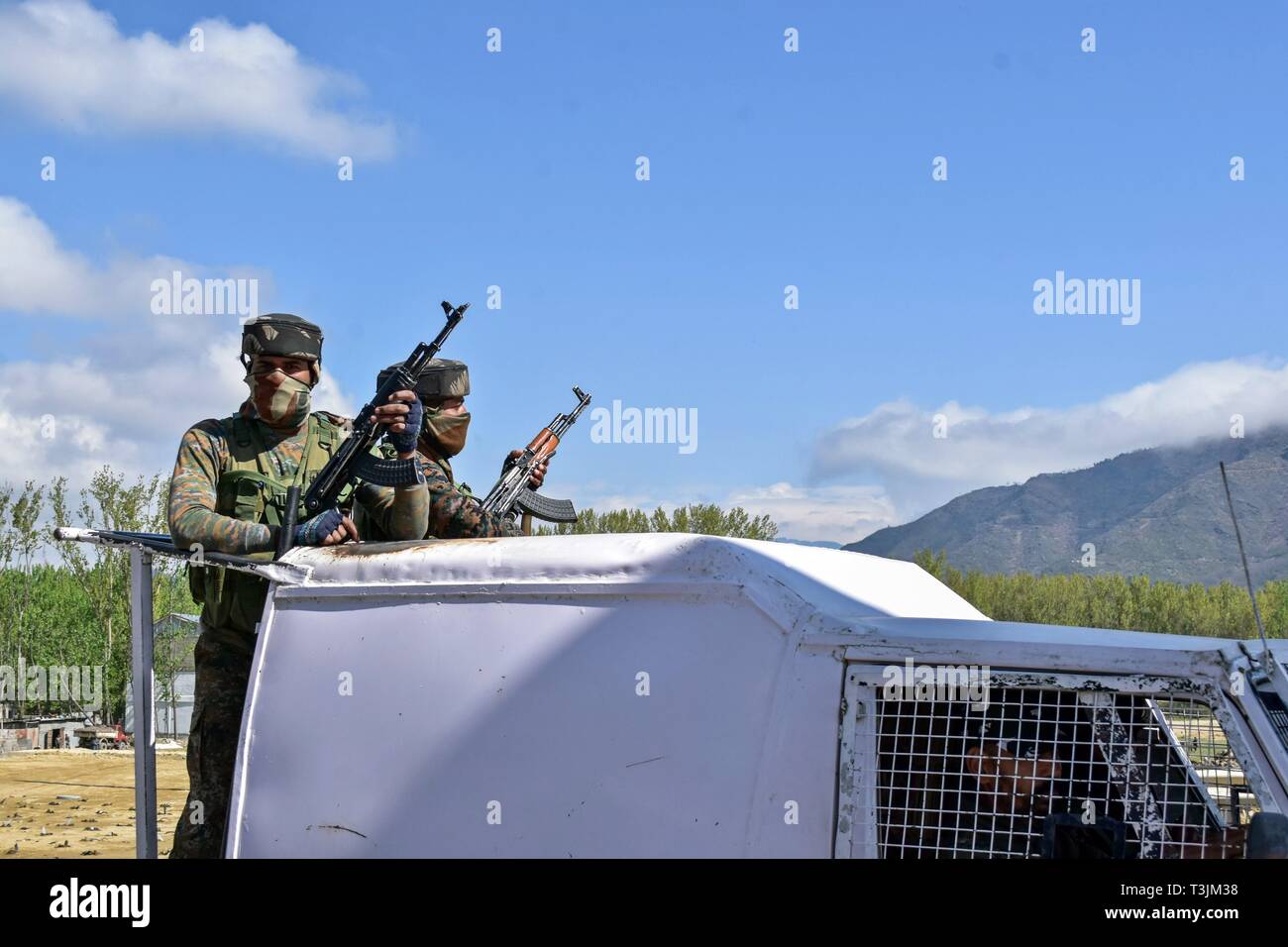 Keeping vigil hi-res stock photography and images - Alamy