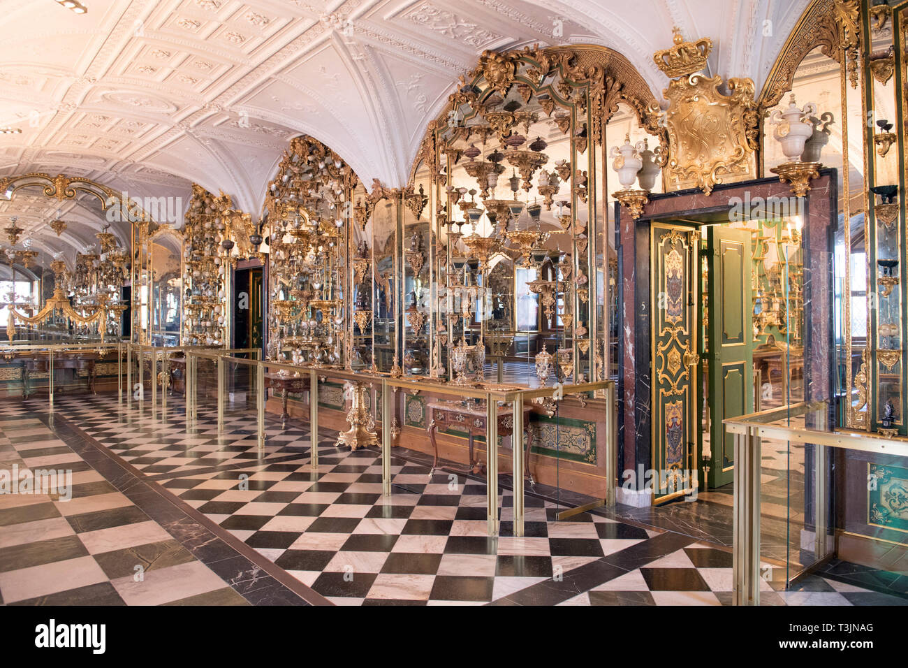 Dresden, Germany. 09th Apr, 2019. The Pretiosensaal in the Historic ...