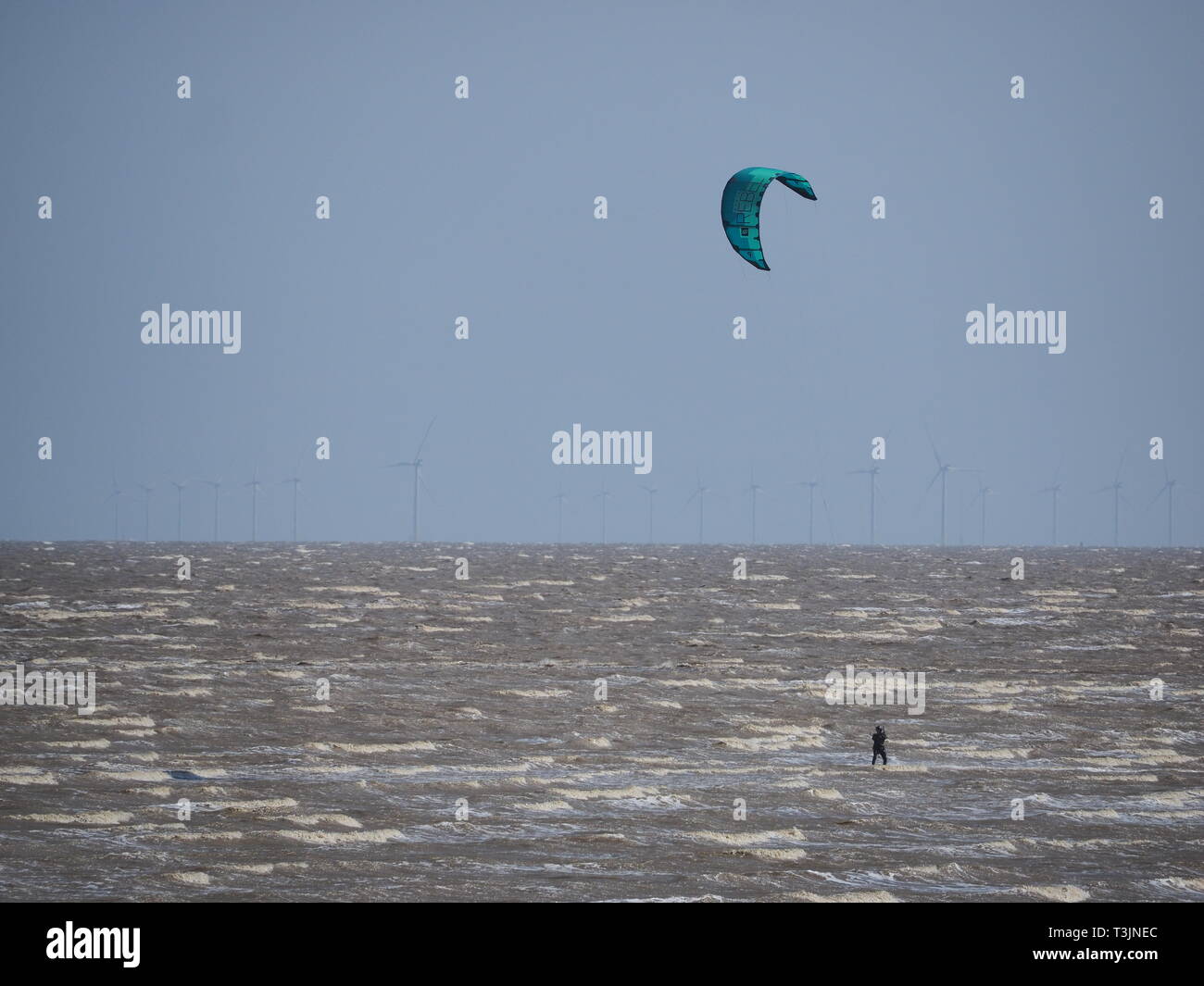 Minster on Sea, Kent, UK. 10th April, 2019. UK Weather: a sunny and ...