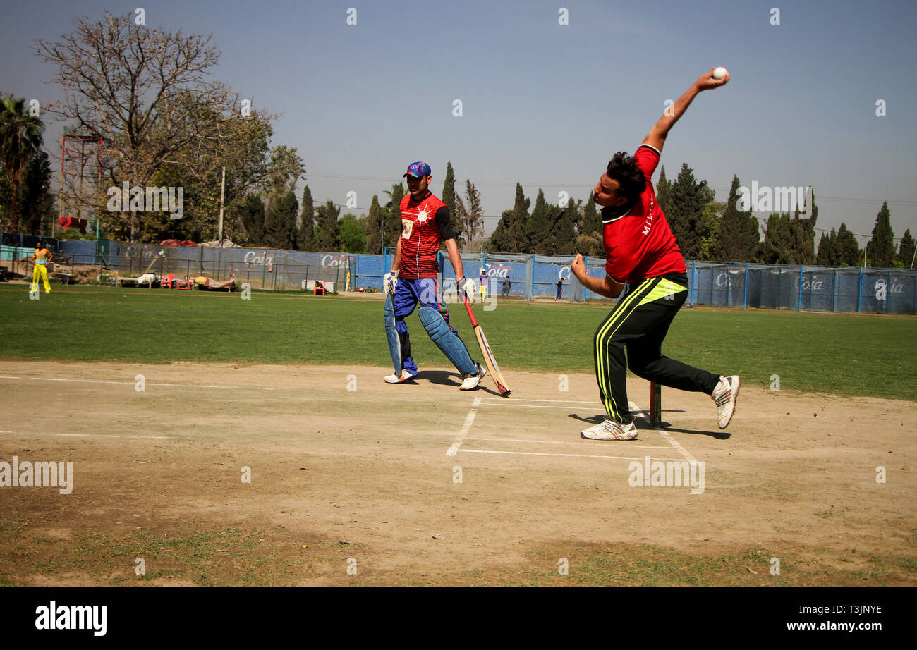 Afghanistan cricket hi-res stock photography and images - Alamy