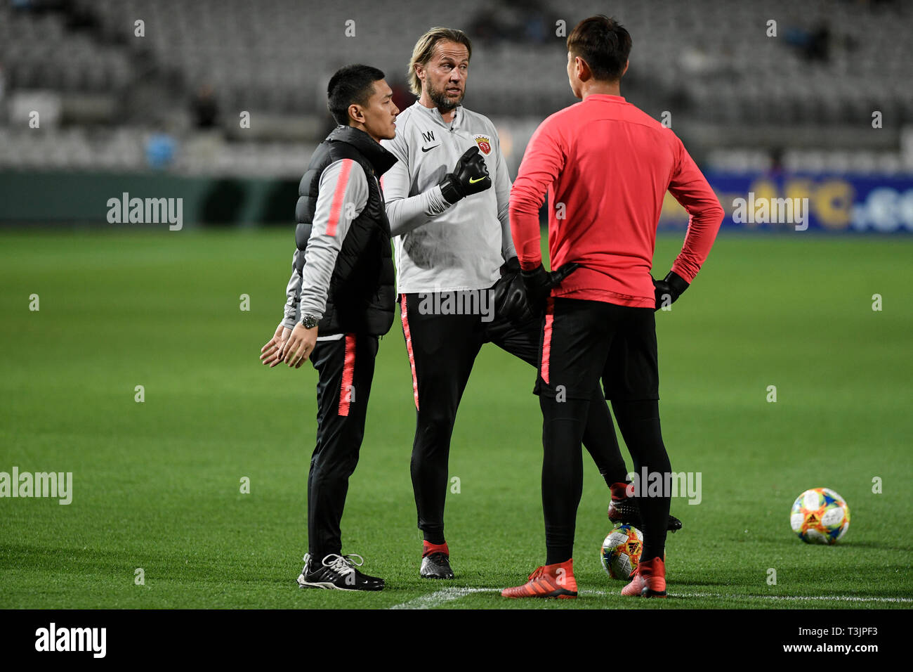 Goalkeeper ian walker hi-res stock photography and images - Alamy