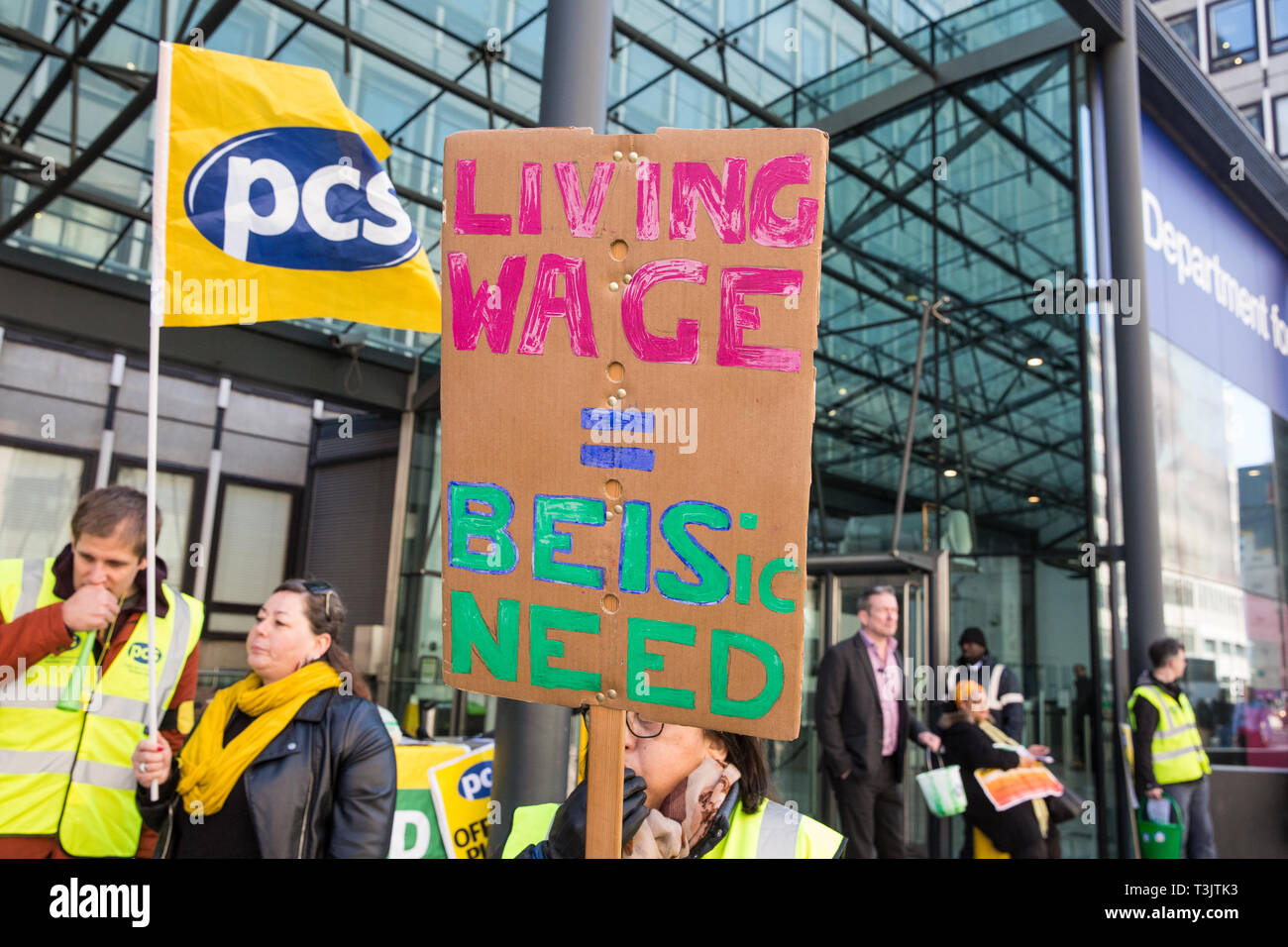 Precarious work conditions hi-res stock photography and images - Alamy