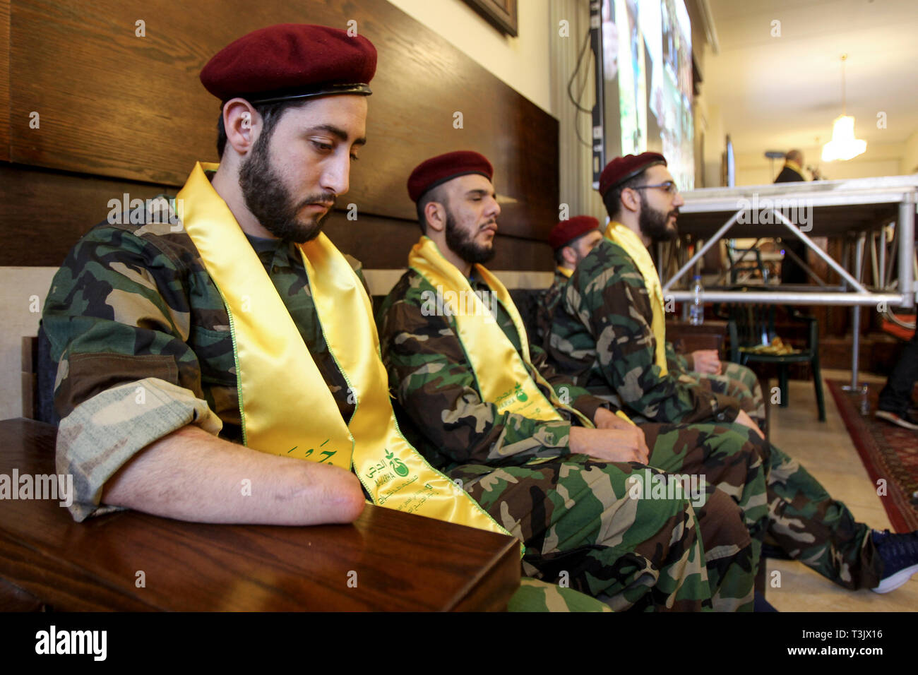 Beirut, Lebanon. 10th Apr, 2019. Wounded fighters of the pro-Iranian ...