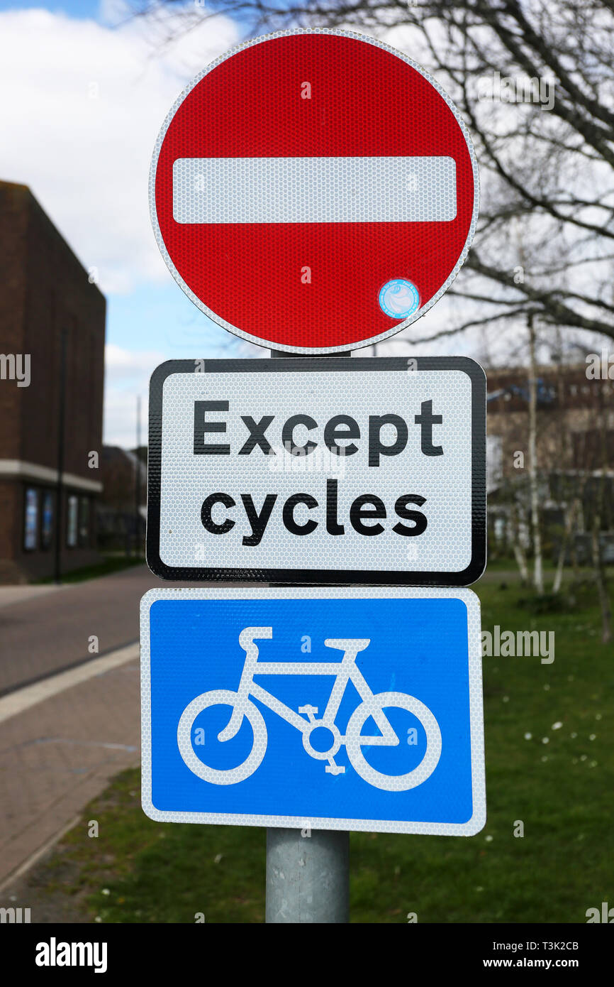 Bike by no entry sign hi-res stock photography and images - Alamy