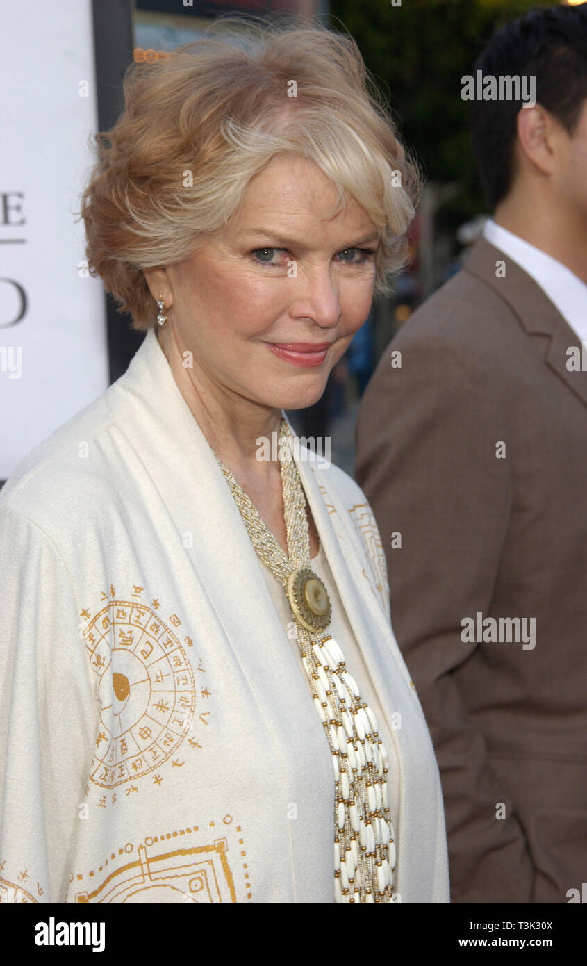 LOS ANGELES, CA. June 03, 2002: Actress ELLEN BURSTYN at the Los ...