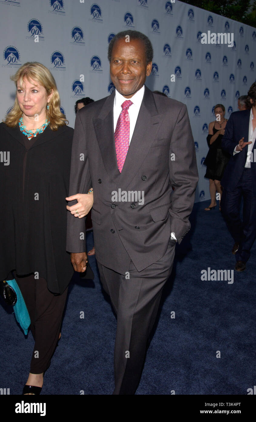 LOS ANGELES, CA. July 14, 2002: Actor SIDNEY POITIER at the Paramount ...