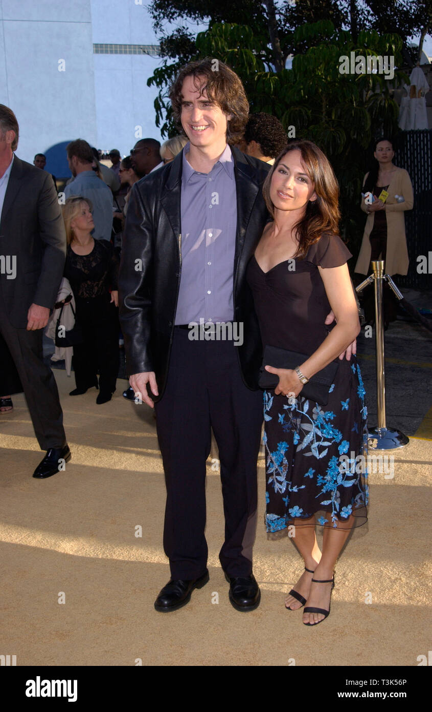 Susanna hoffs jay roach goldmember hi-res stock photography and images ...