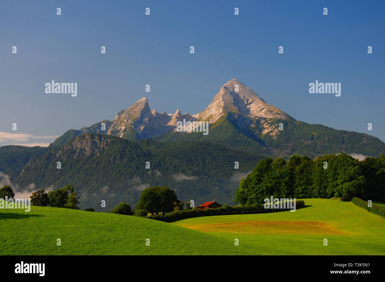 Massif watzmann hi-res stock photography and images - Alamy
