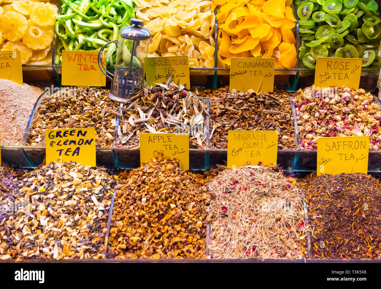 Teas in spice bazaar istanbul hi-res stock photography and images - Alamy