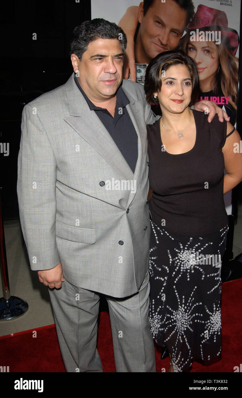 LOS ANGELES, CA. August 20, 2002: Actor VINCENT PASTORE & daughter RENE ...