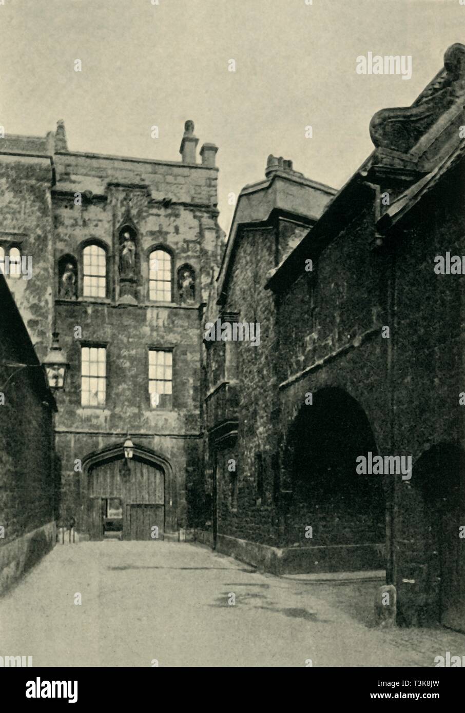 New college oxford city wall hi-res stock photography and images - Alamy
