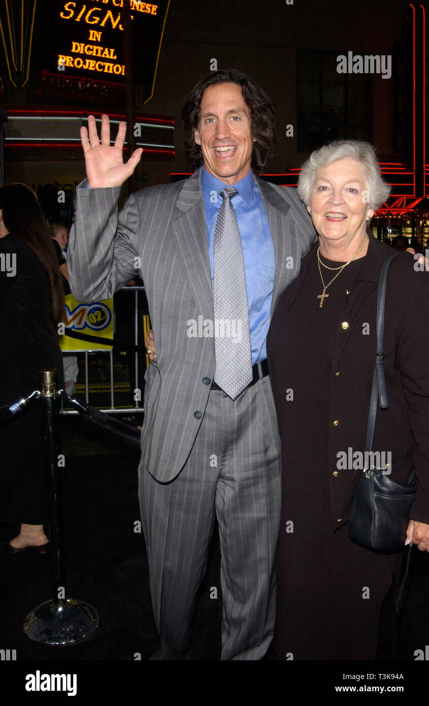 LOS ANGELES, CA. September 19, 2002: Director KEVIN DONOVAN & mother at ...