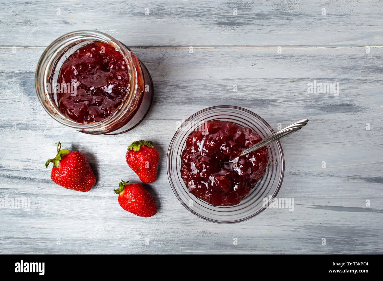 Table top strawberry hi-res stock photography and images - Alamy
