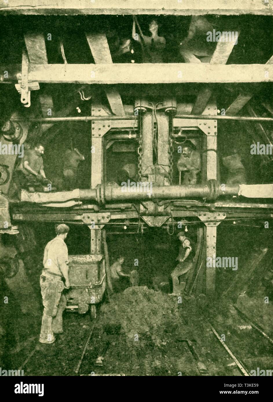 Tunneling shield hi-res stock photography and images - Alamy