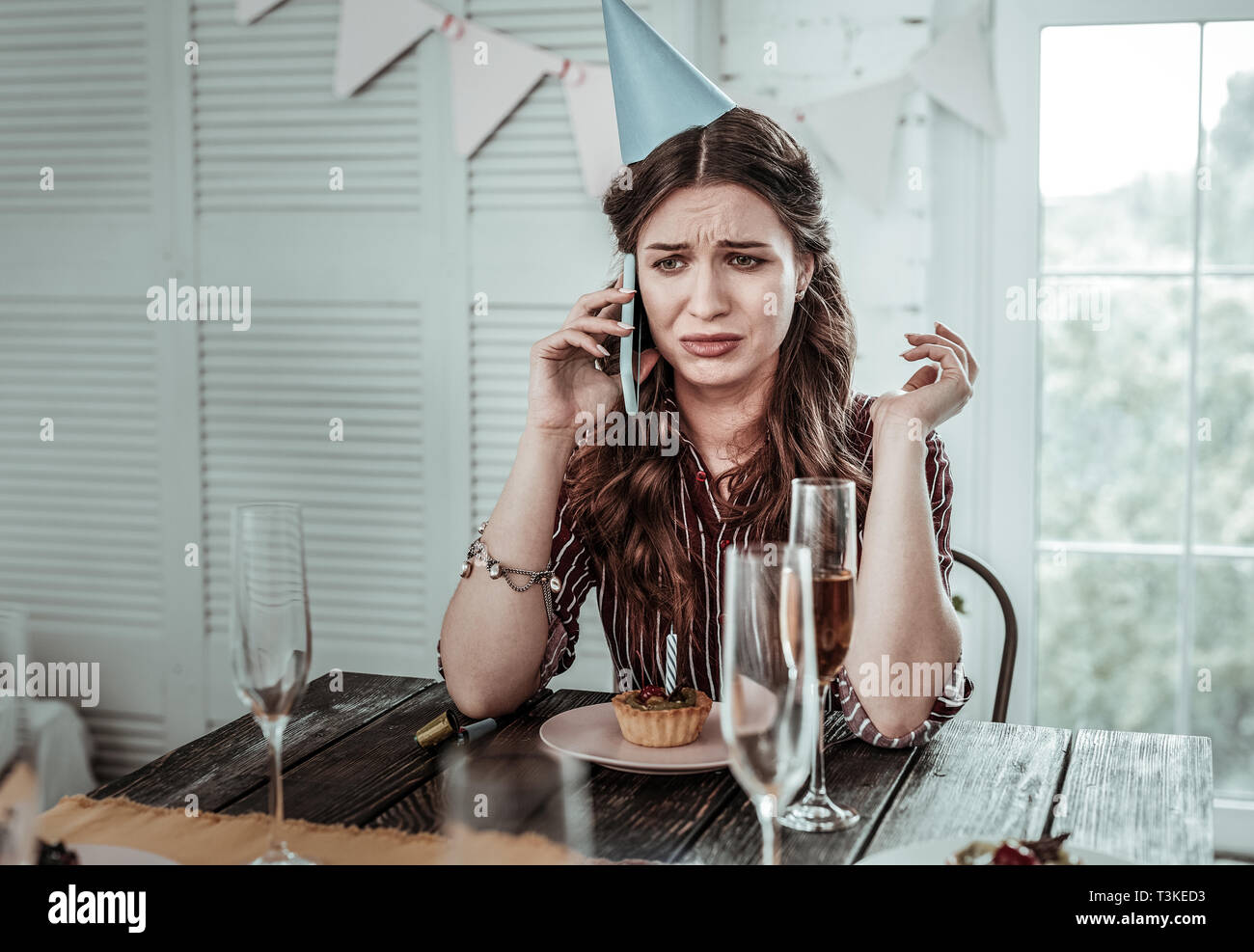 Young woman party crying hi-res stock photography and images - Alamy