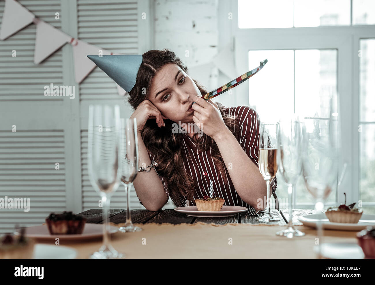 Drunk woman hi-res stock photography and images - Alamy
