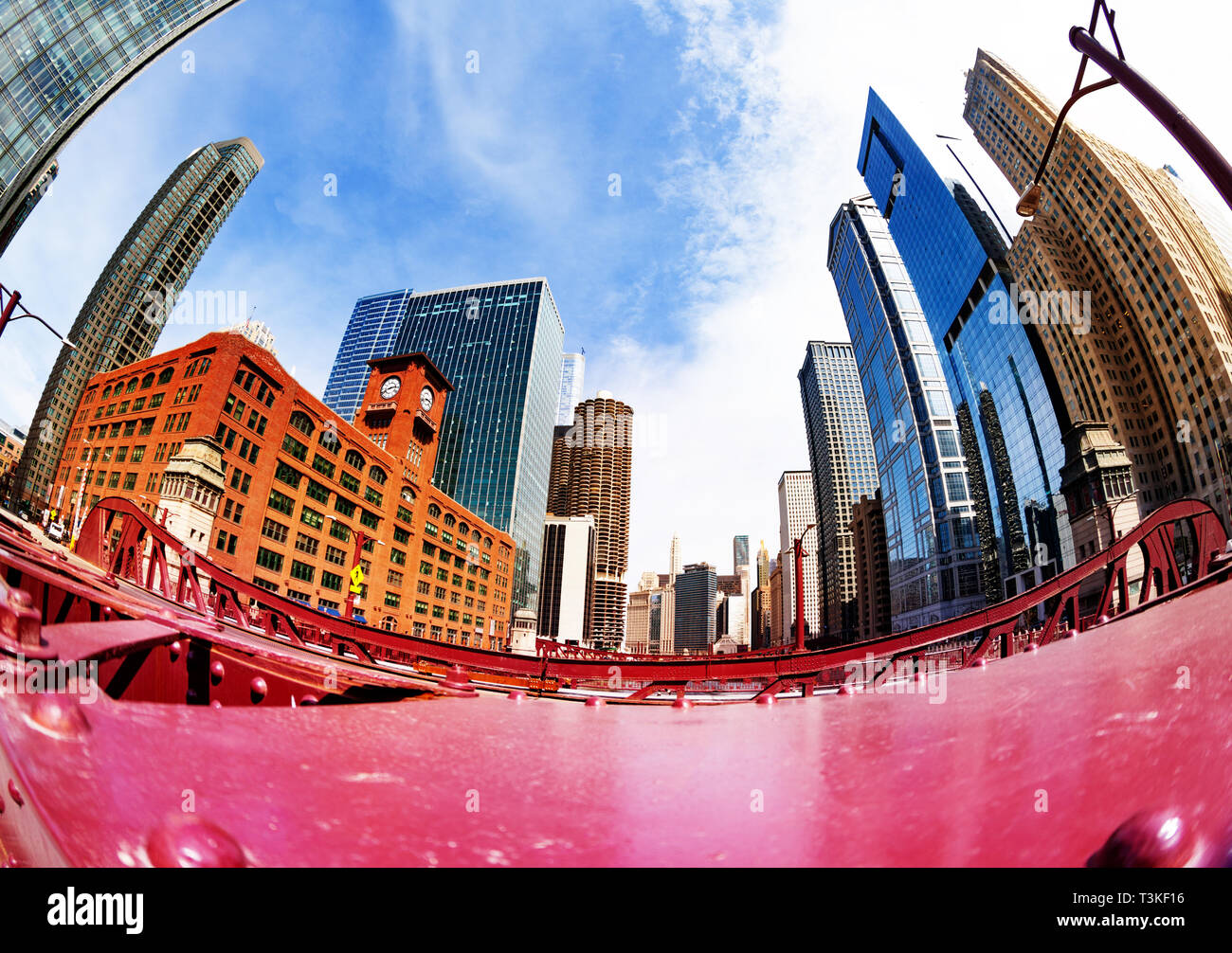 View of downtown Chicago cityscape from the bridge Stock Photo - Alamy