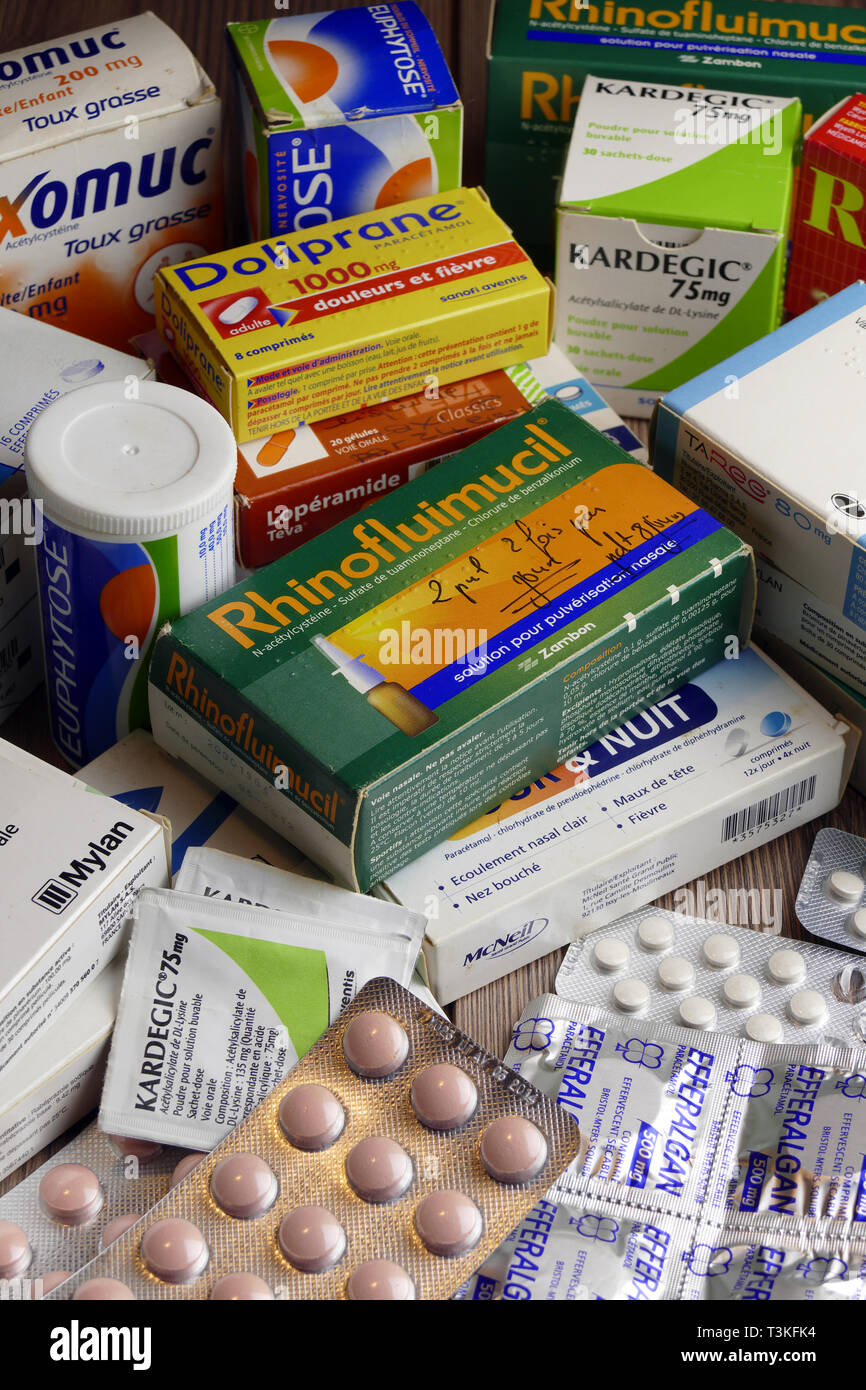 Medicine boxes pharmacy hi-res stock photography and images - Alamy