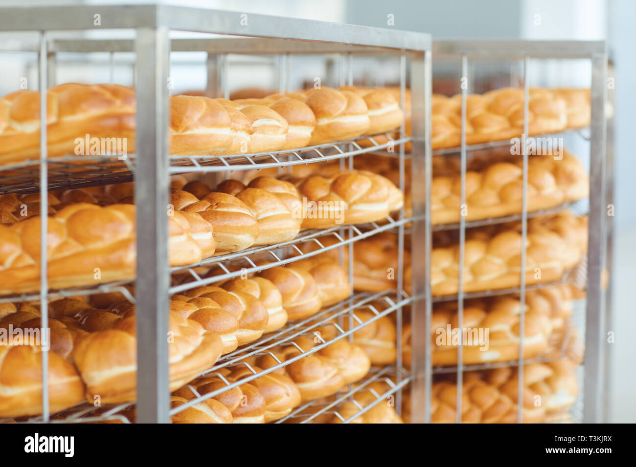 Bread store hi-res stock photography and images - Alamy