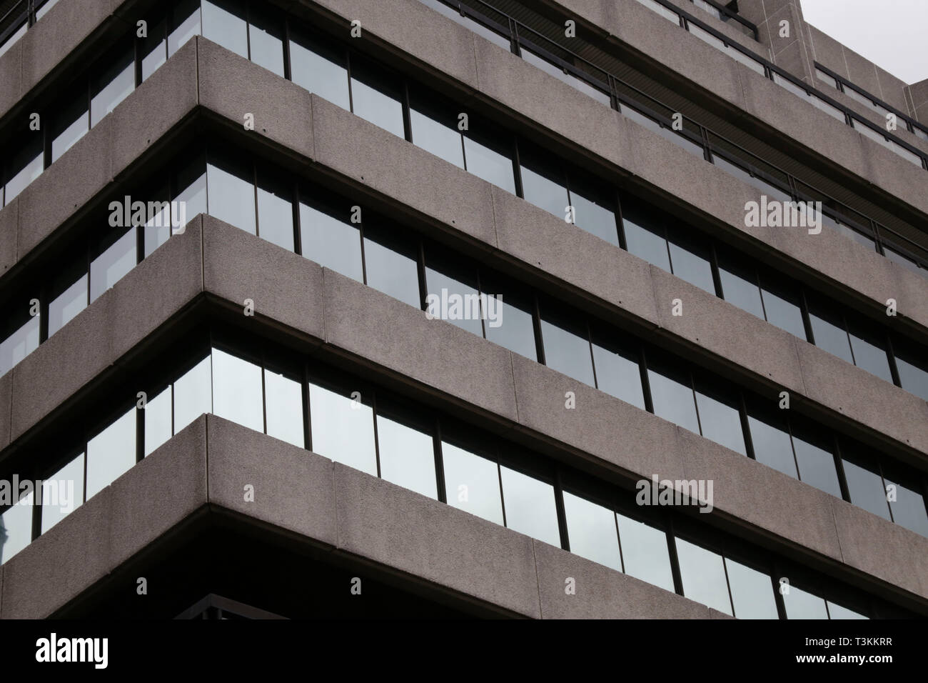 1960s buildings in london hi-res stock photography and images - Alamy