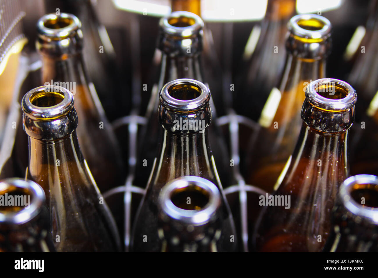 Inside empty cage hi-res stock photography and images - Alamy