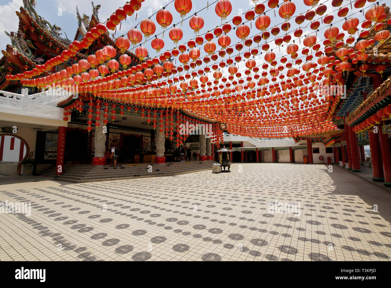 Thean Hou Buddhist temple (Temple of the Goddess of Heaven), dedicated ...