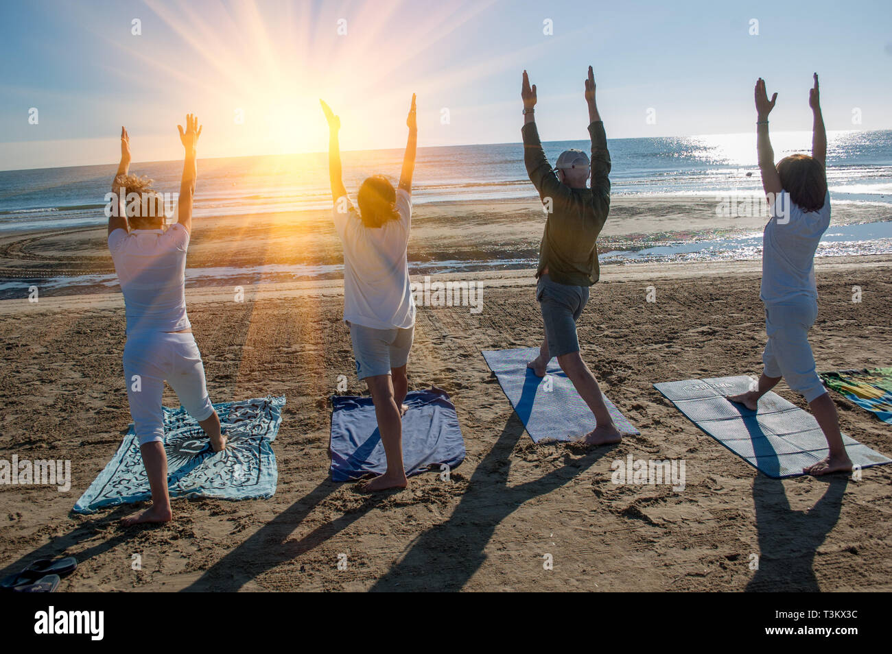 Gymnastics by the beach hi-res stock photography and images - Alamy