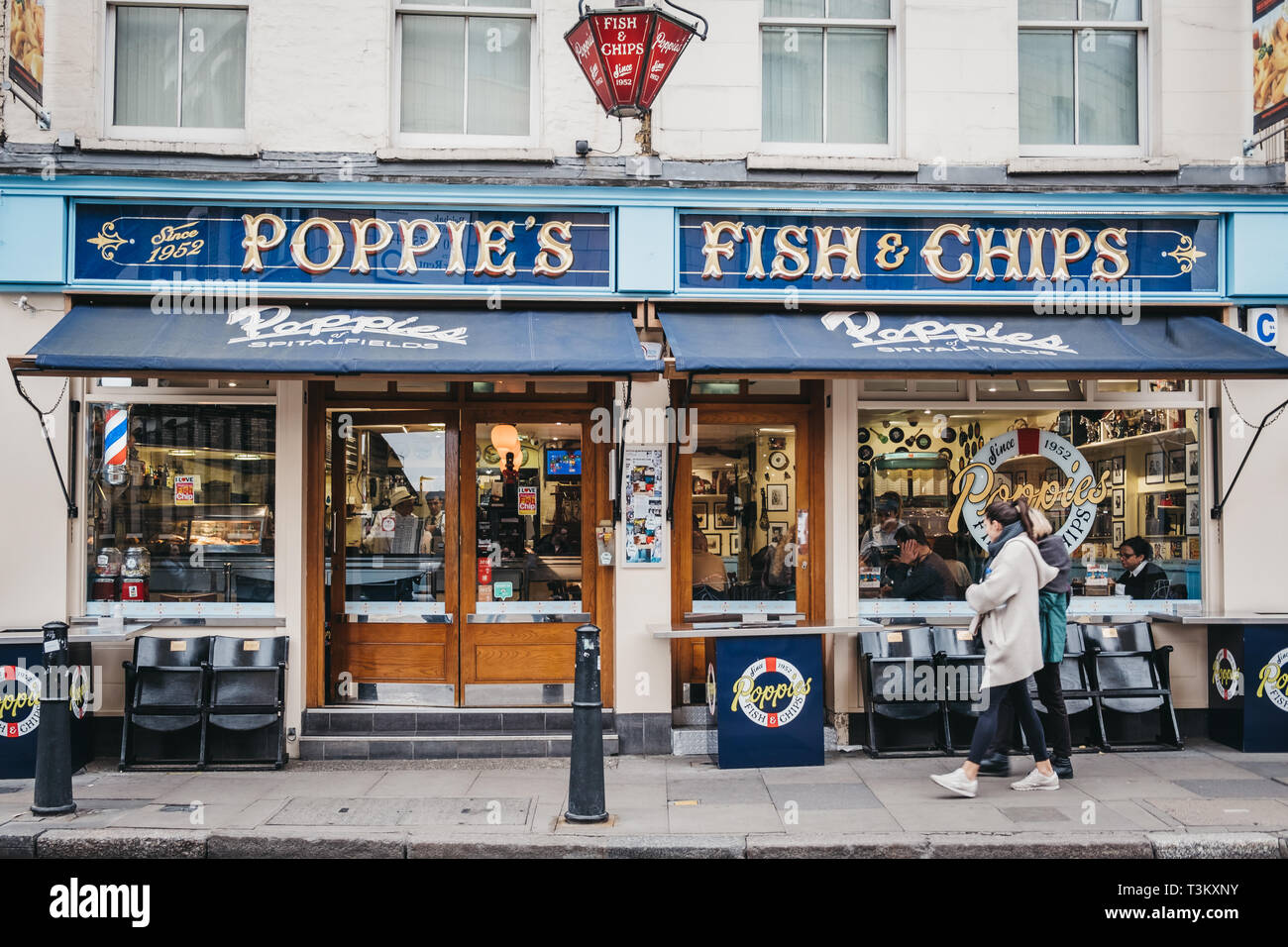 Poppies fish and chips restaurant hi-res stock photography and images ...