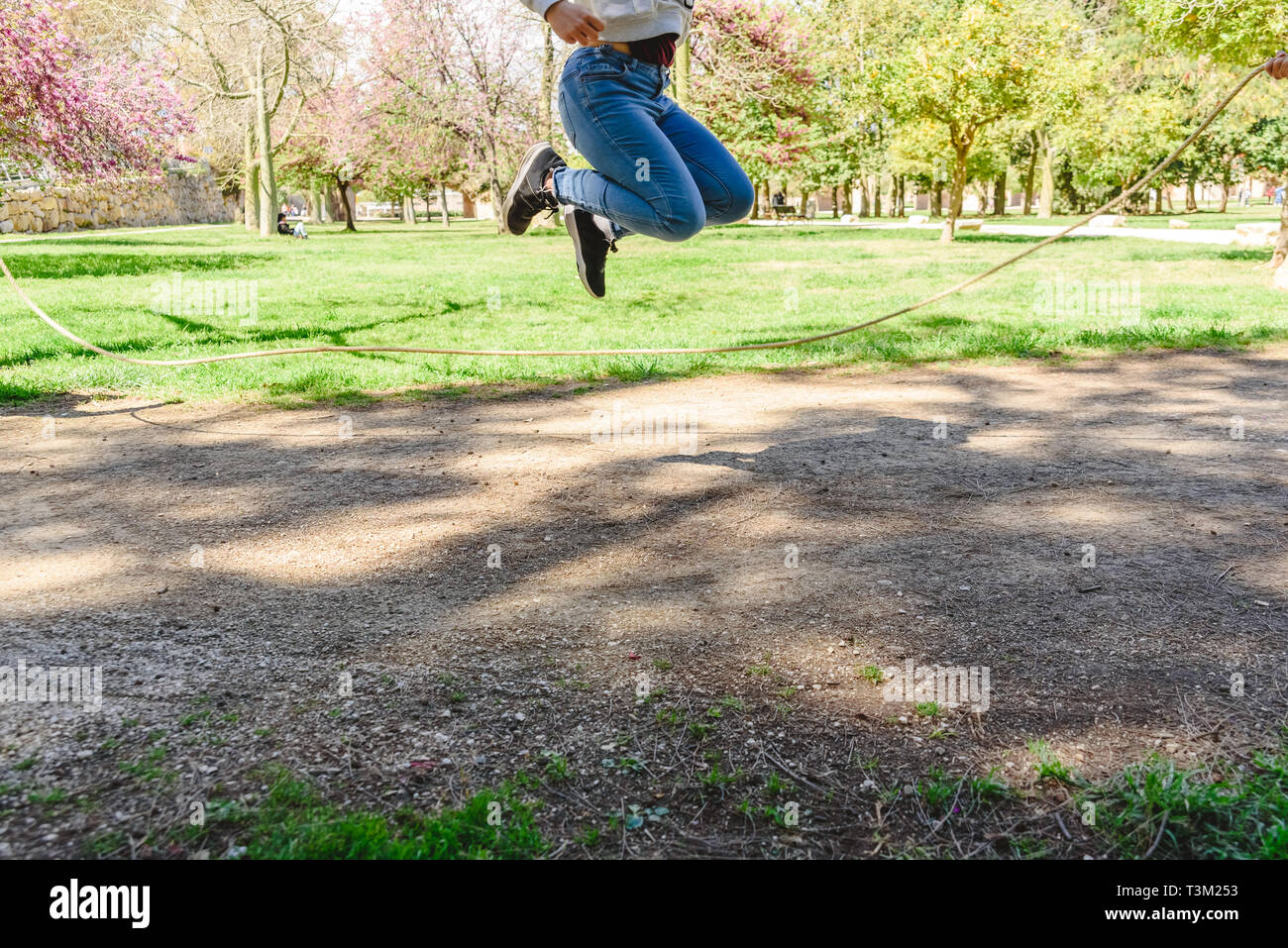 Kids jumping rope playground hi-res stock photography and images - Alamy