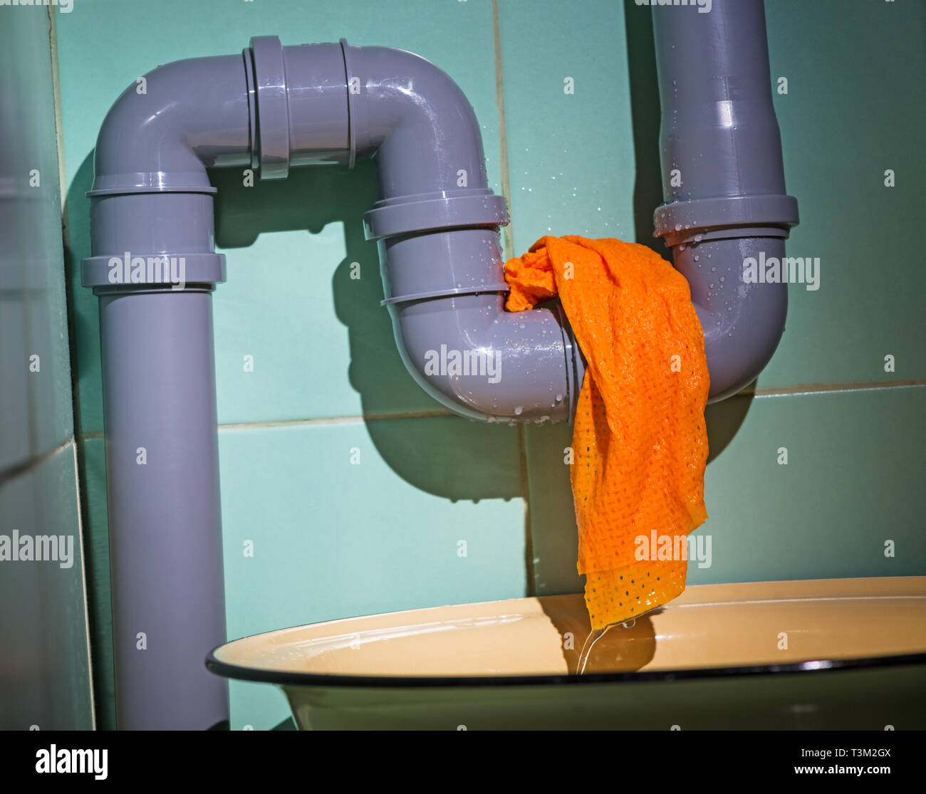 Leak pipe hi-res stock photography and images - Alamy Leak pipe hi-res stock photography and images - Alamy