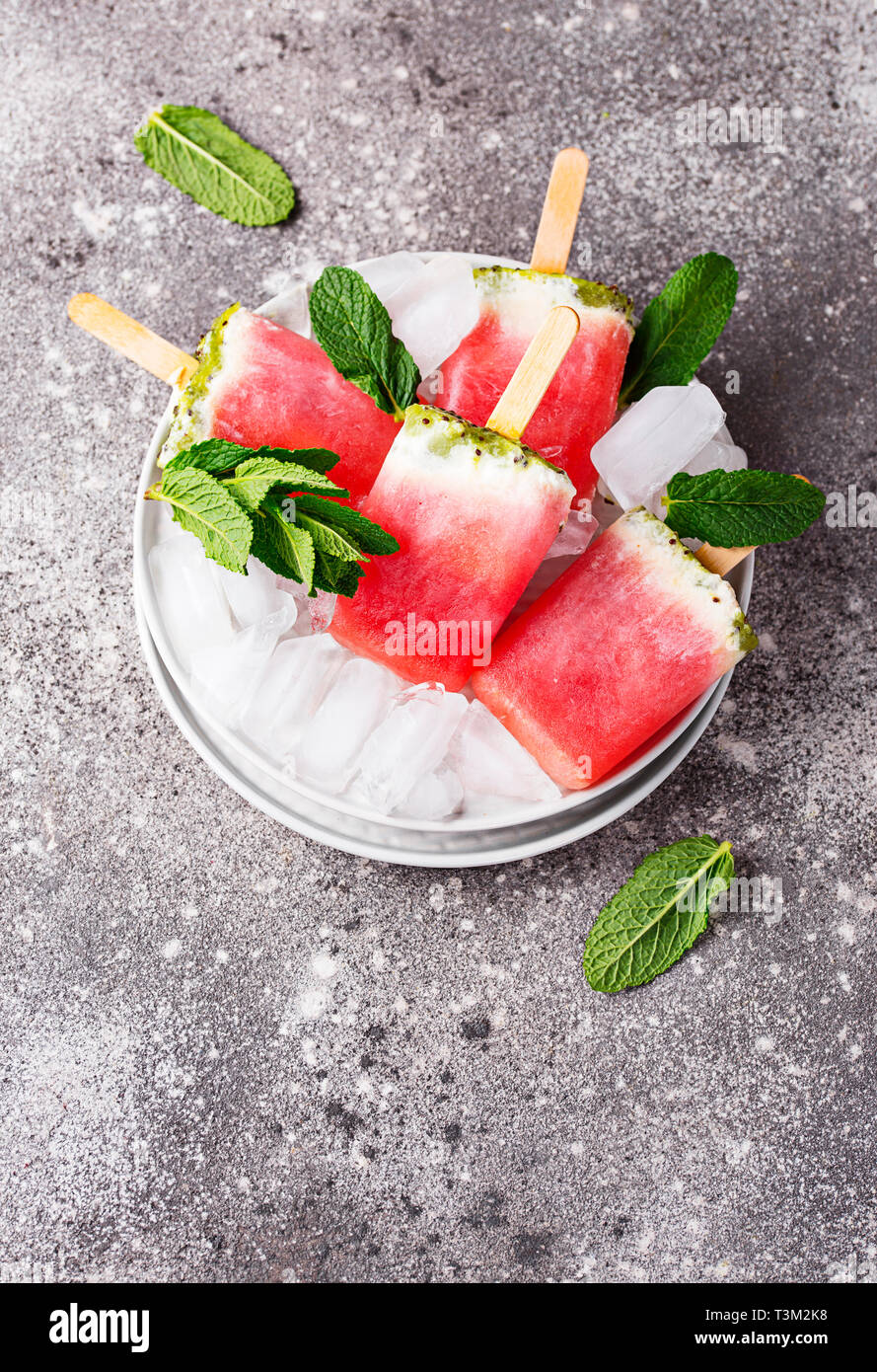 Homemade popsicles in shape of watermelon Stock Photo - Alamy