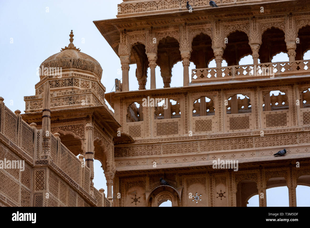 Ornate stone in a Haveli in Jaisalmer, Rajasthan, India Stock Photo - Alamy