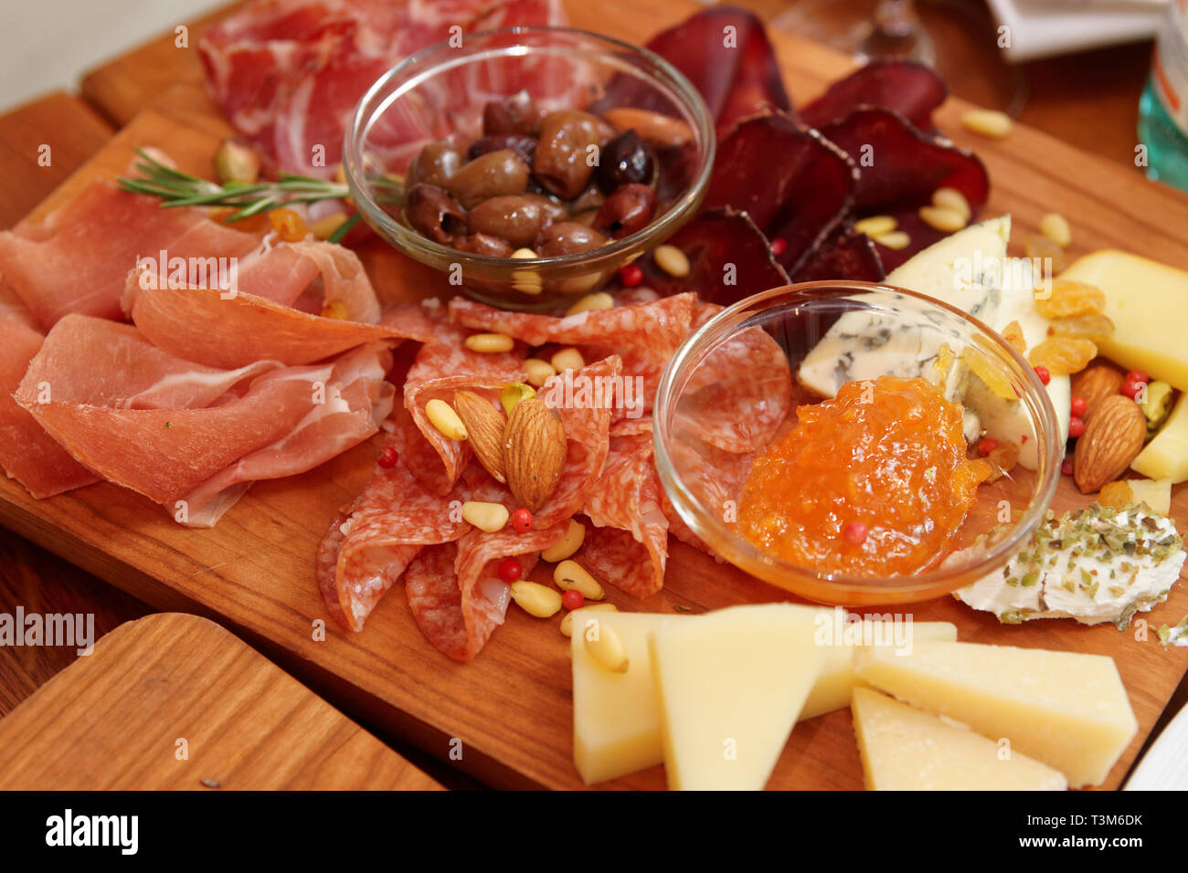 Table buffet ham cheese hi-res stock photography and images - Alamy