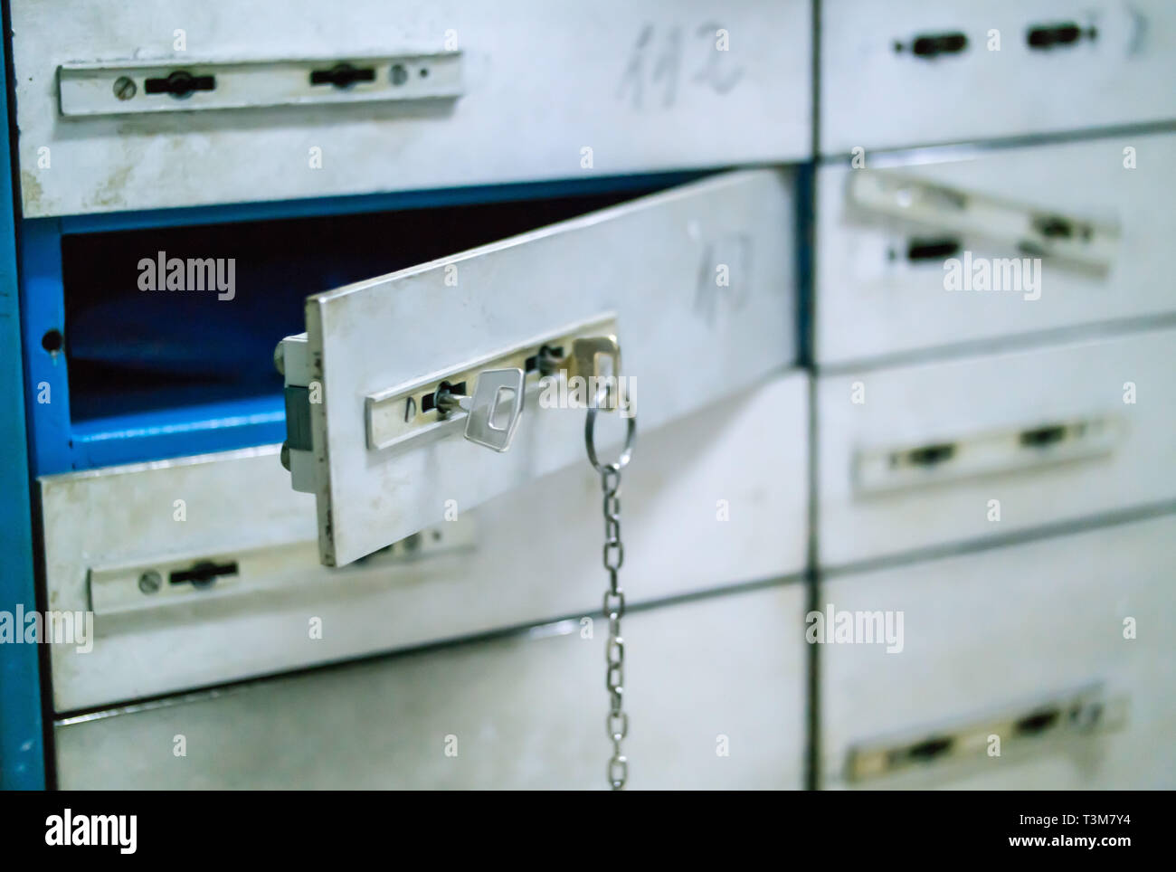 Safety deposit box hi-res stock photography and images - Alamy