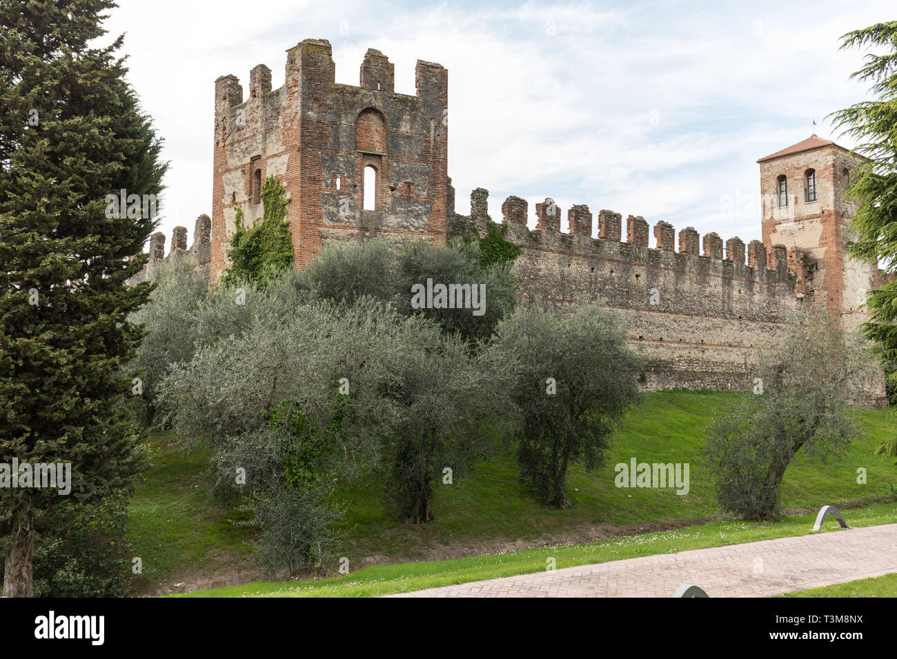 Scaligeri arch hi-res stock photography and images - Alamy
