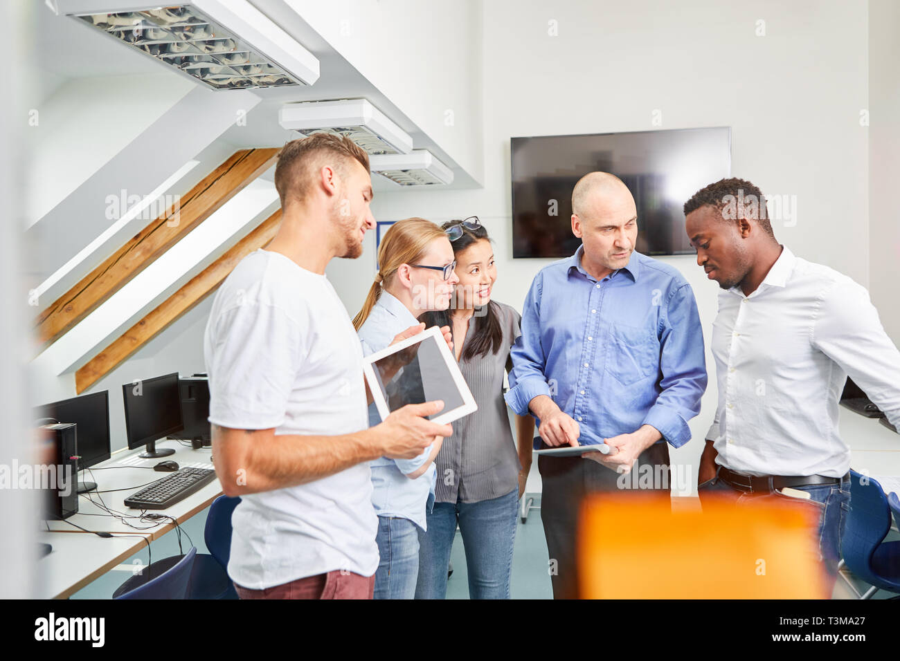 Strategy office hi-res stock photography and images - Alamy