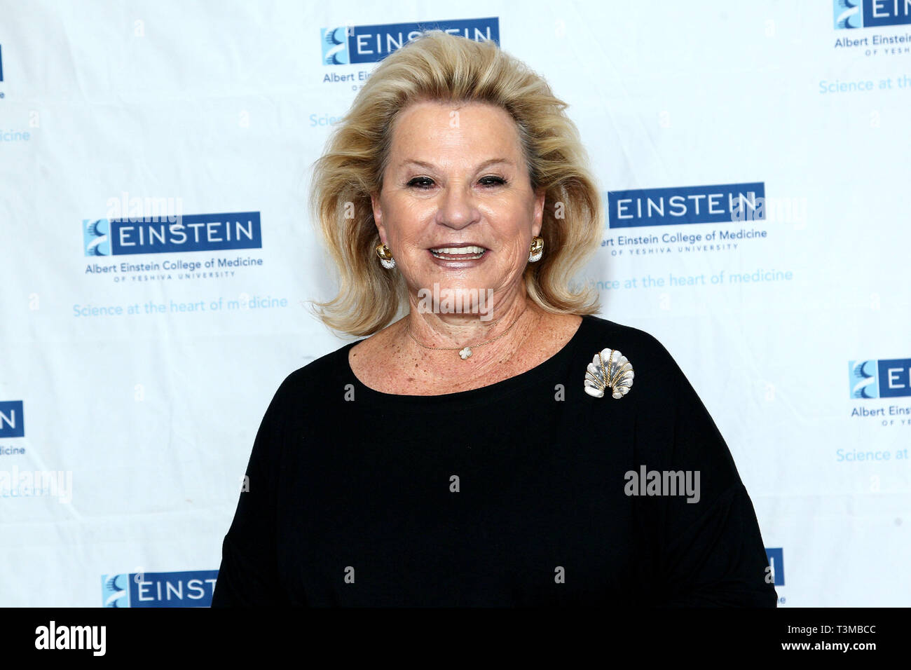 New York, USA. 19 May, 2015. Carol Roaman at Albert Einstein College Of ...