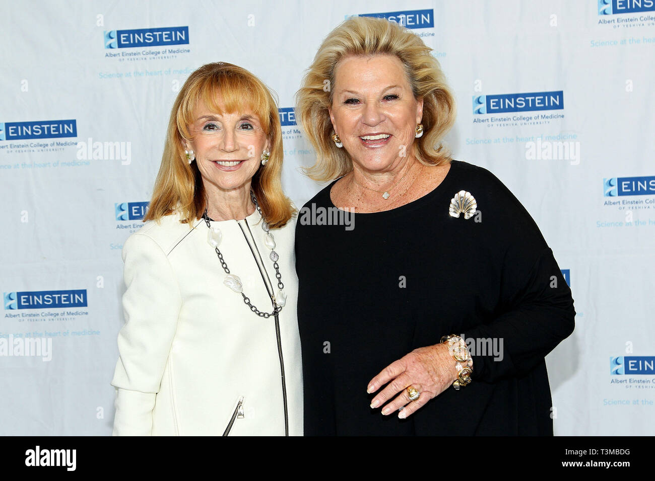 Carol roaman hi-res stock photography and images - Alamy