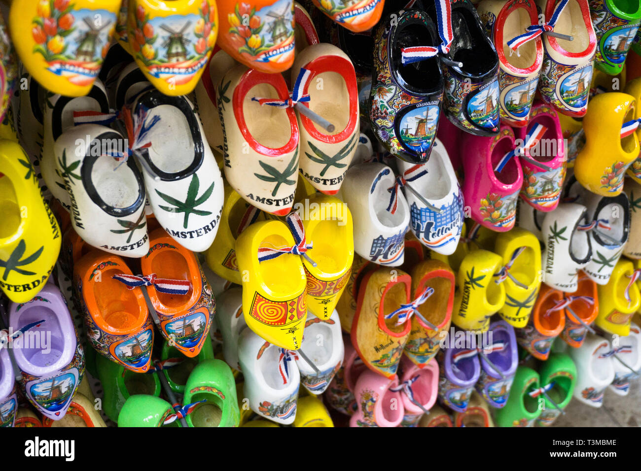 Traditional Dutch clogs on sale in a shop in Amsterdam Stock Photo - Alamy