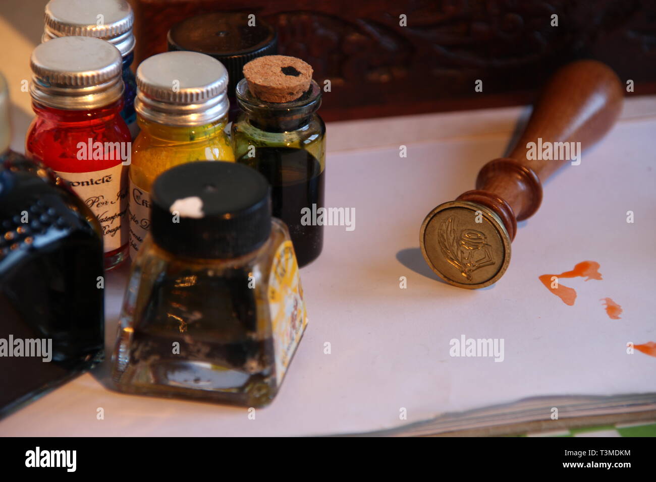 Calligraphy ink hi-res stock photography and images - Alamy