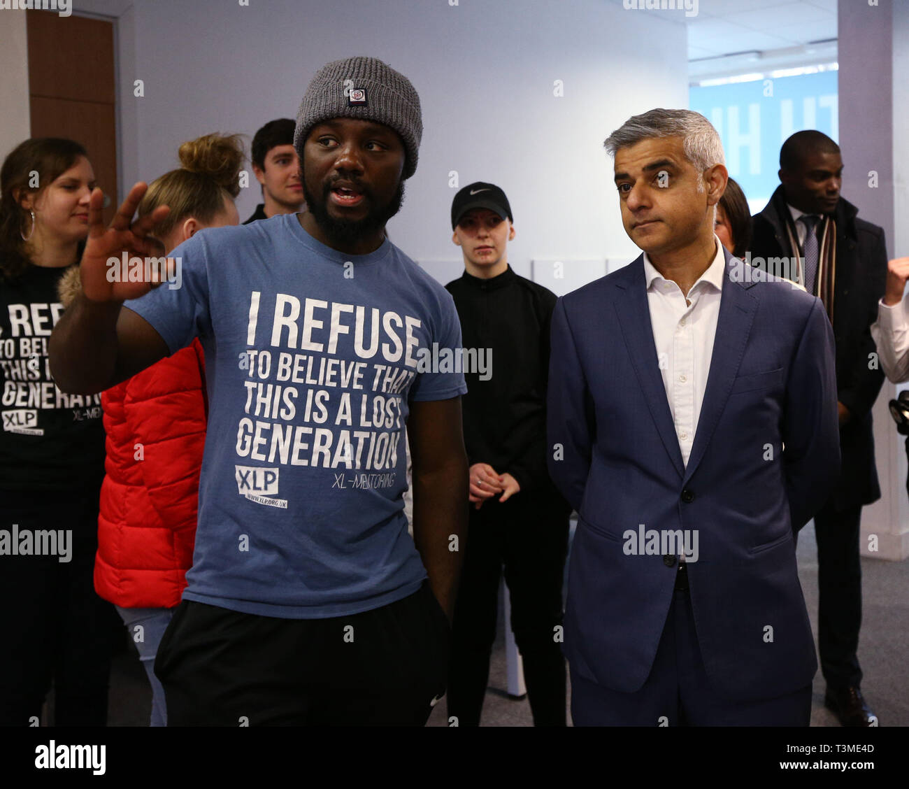 Shop worker violence hi-res stock photography and images - Alamy