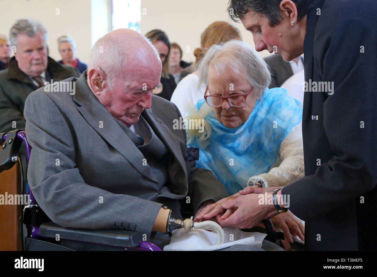 Second World War veterans Peter Van Zeller and Nancy Bowstead, both ...