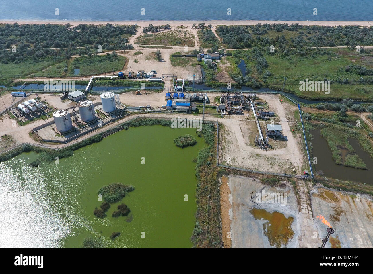 Top view of the equipment for oil separation. Equipment for the drying gas and condensate ...