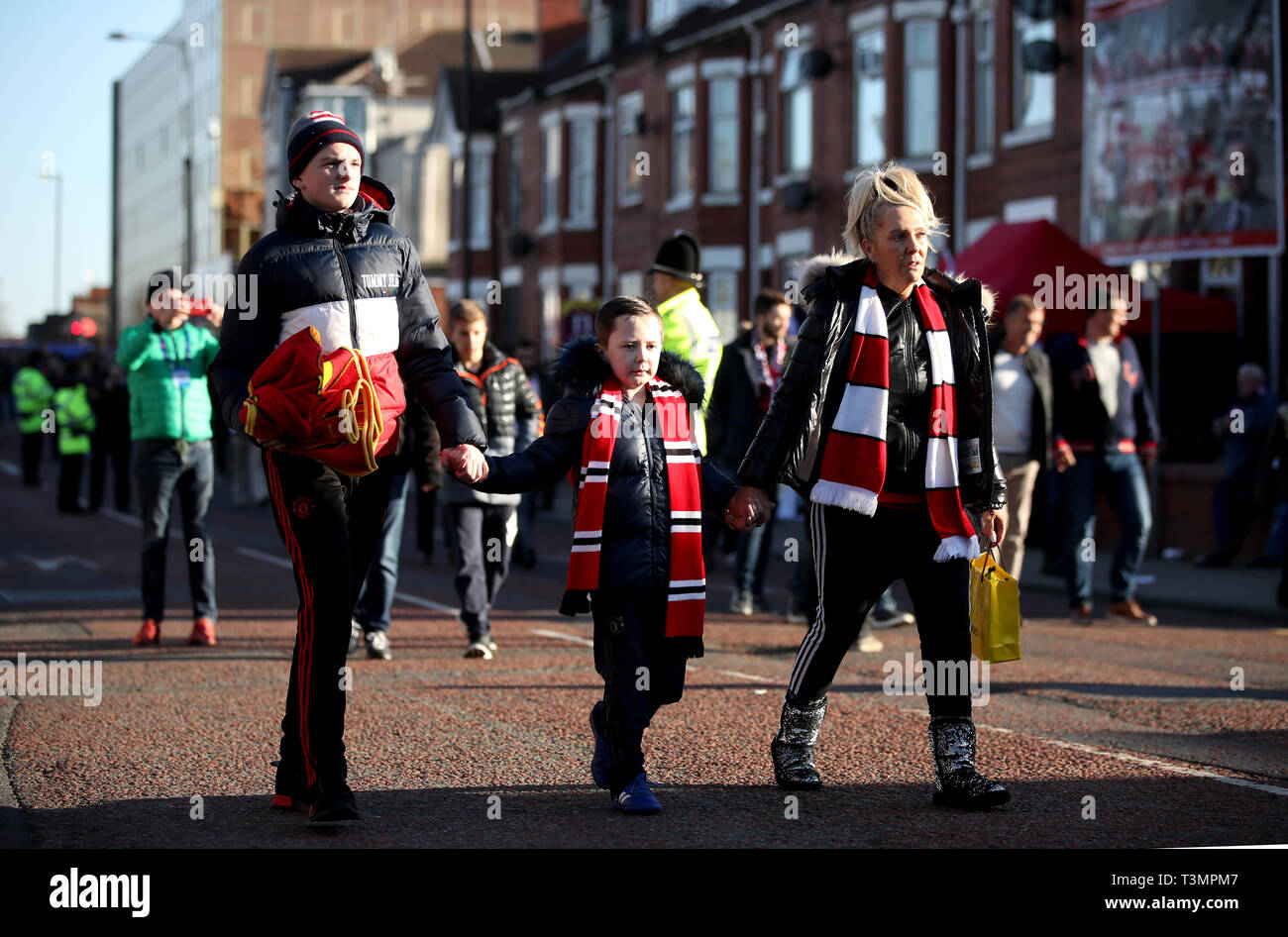 Old trafford stadium view hi-res stock photography and images - Alamy