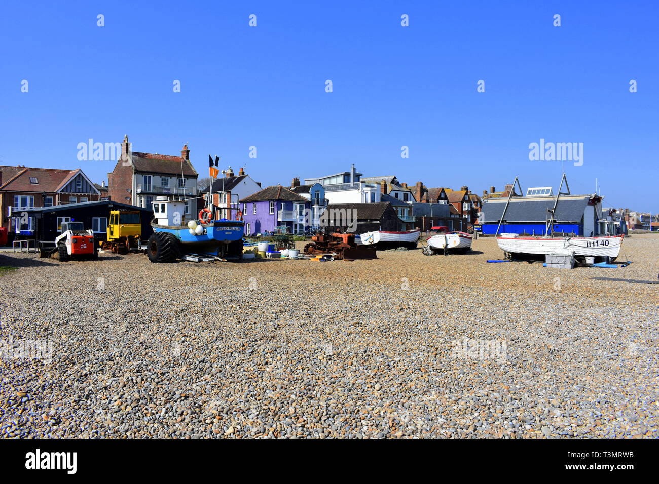 Aldeburgh beach buildings hi-res stock photography and images - Alamy
